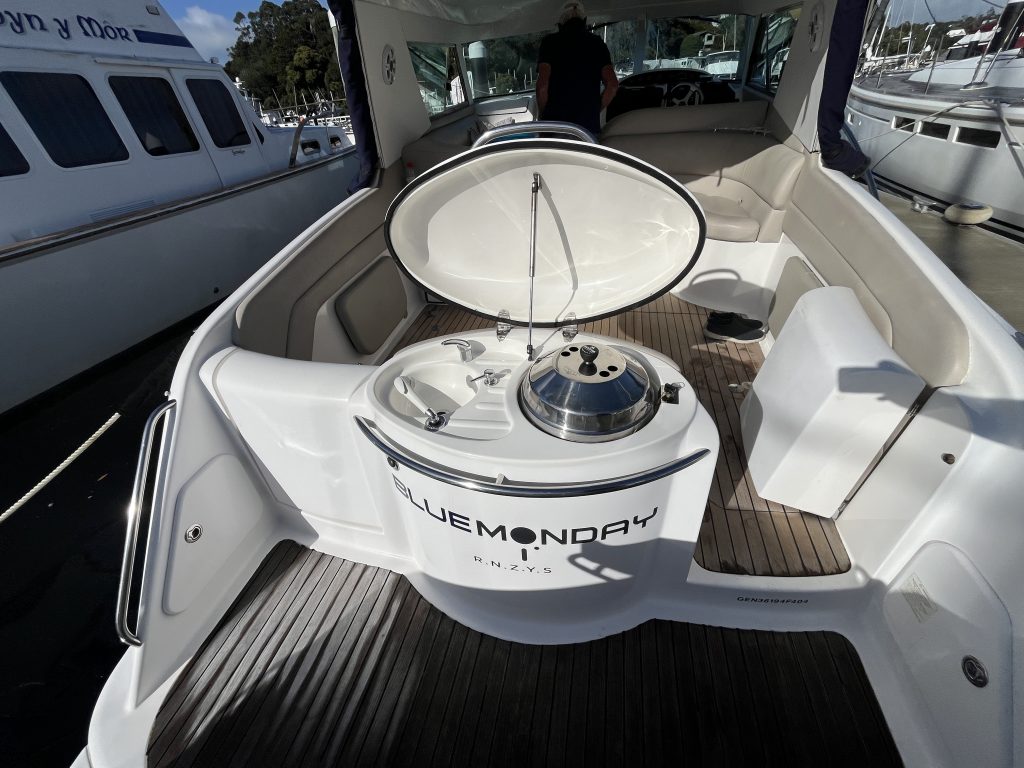 2004 Genesis 360 Targa - R Marine Flagship