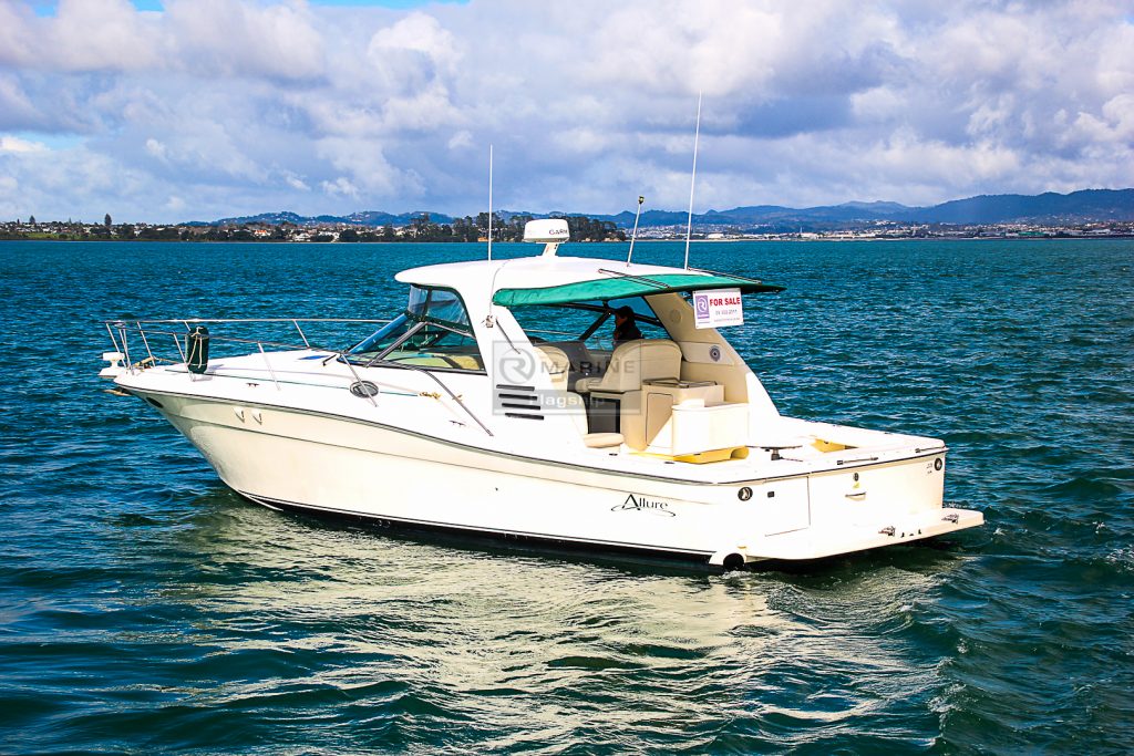 Sea Ray 370 - R Marine Flagship